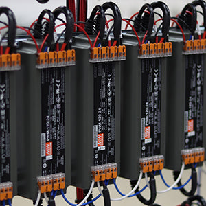 Quality LED Drivers for LED Strips | Philips, Mean Well, Tridonic ...